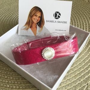 Daniela Swaebe | Jewelry | Radiate Love Genuine Leather Magnetic ...